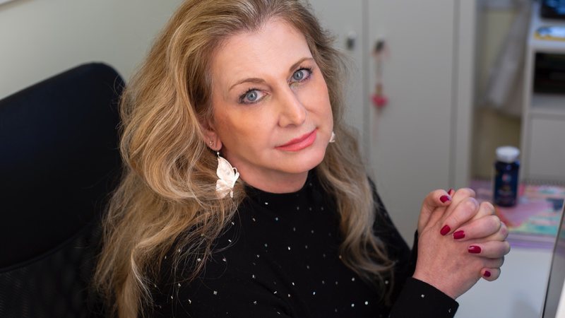 Papo de Mãe · Ela sobreviveu à tentativa de feminicídio e hoje alerta ...